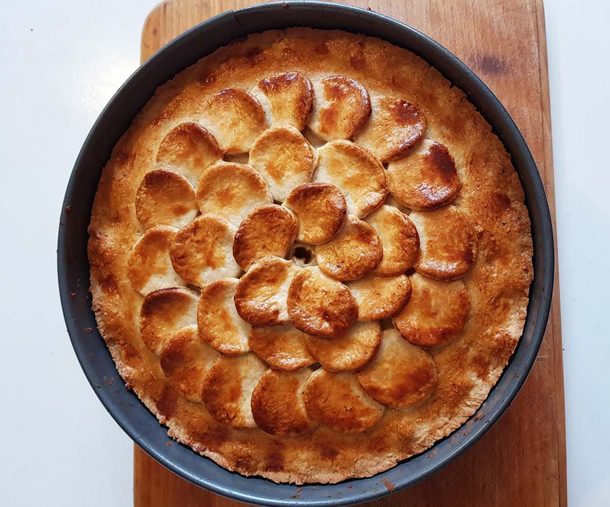Hot Water Crust Chicken Pie – That Cooking Thing